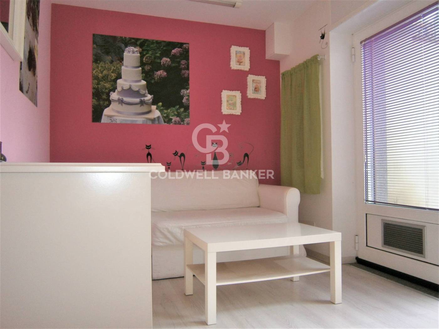 Locale commerciale in Vendita