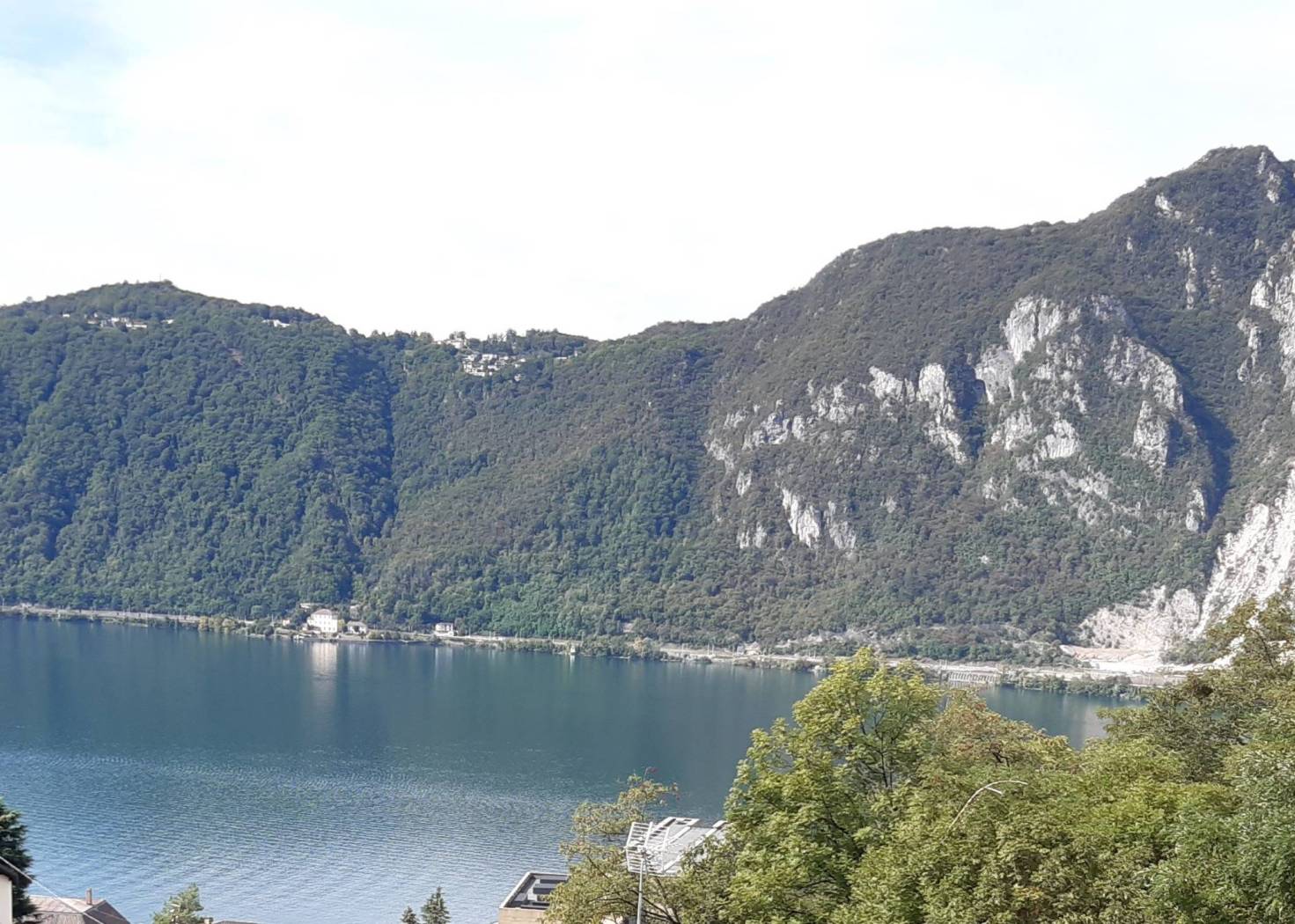 Bilocale via Totone, Campione d'Italia