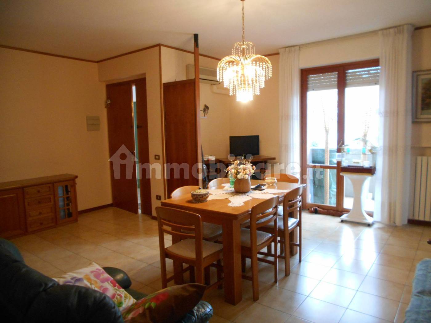 Quadrilocale via Ancona 10, Moie, Maiolati Spontini