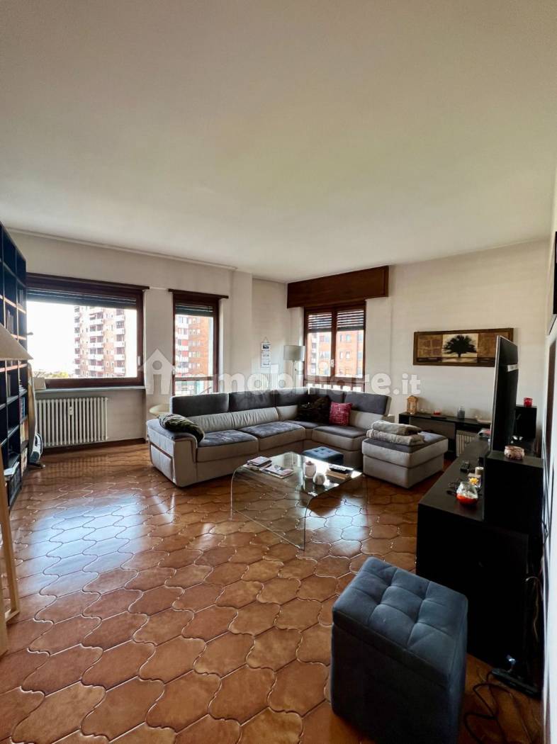 Trilocale via Pietro Canonica 1, Città Giardino, Torino