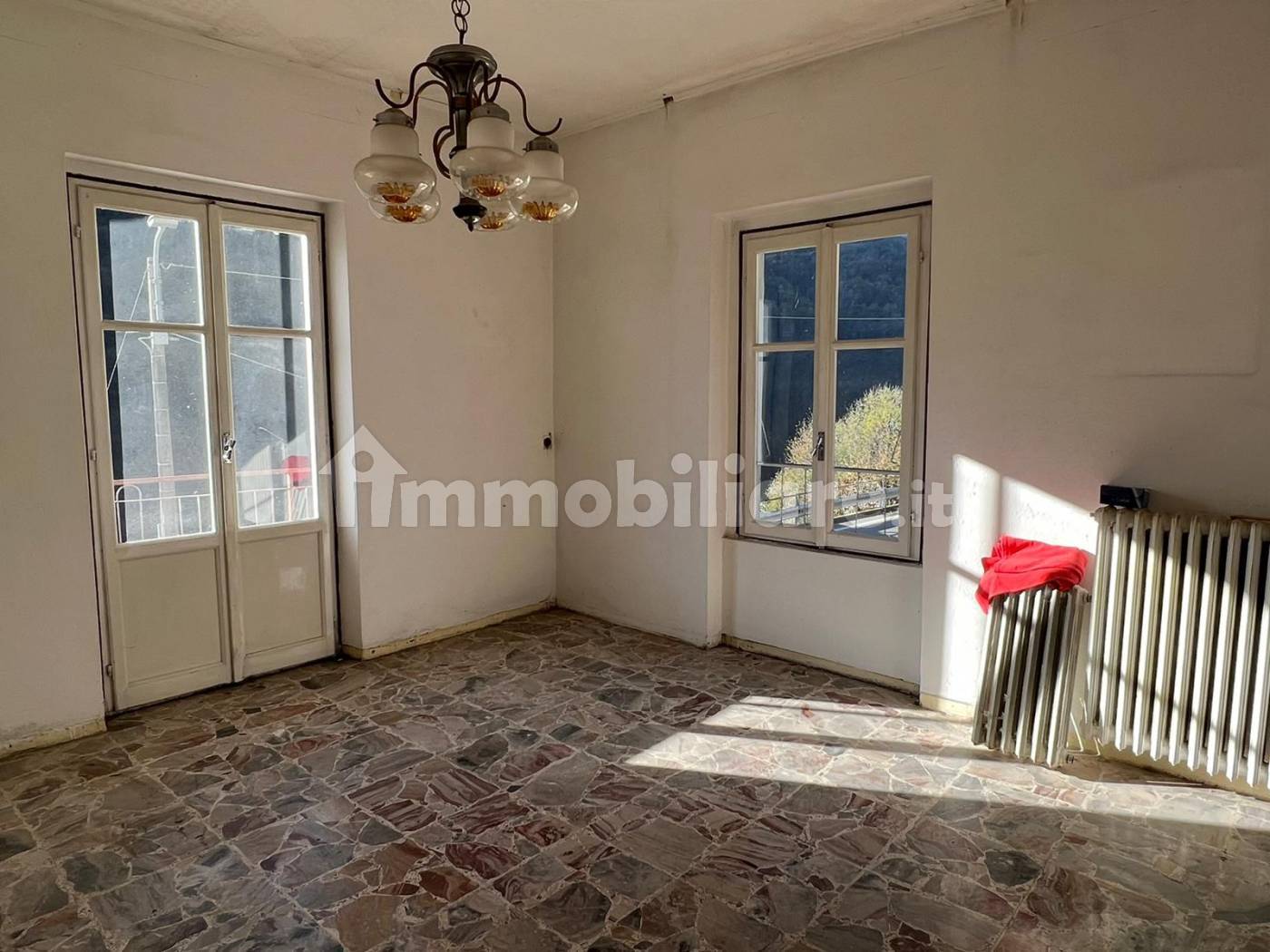 Trilocale via Valle Antrona 54, Villadossola