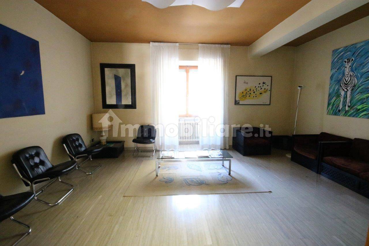 Appartamento corso Giacomo Matteotti, Centro, Macerata