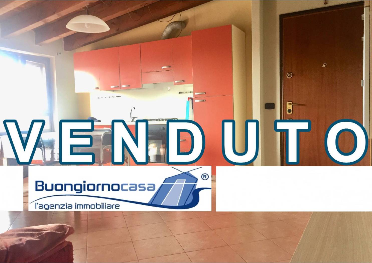 Trilocale via Giovanni Pascoli, Centro, Crespiatica