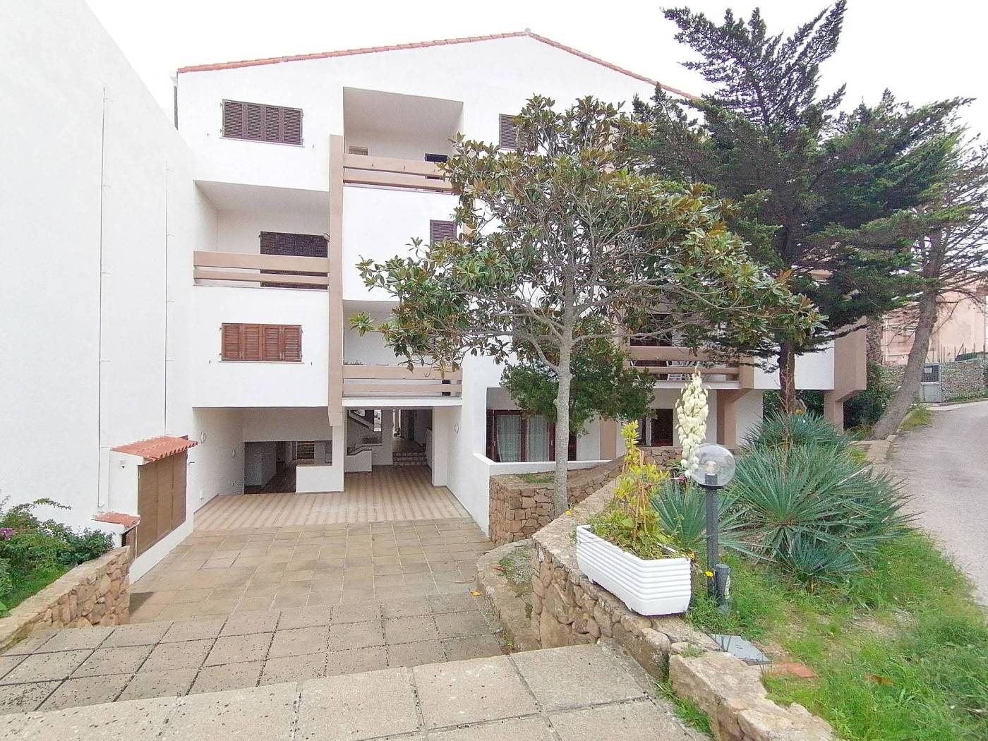 Trilocale via Lu Cialdinu 11, Centro, Santa Teresa Gallura