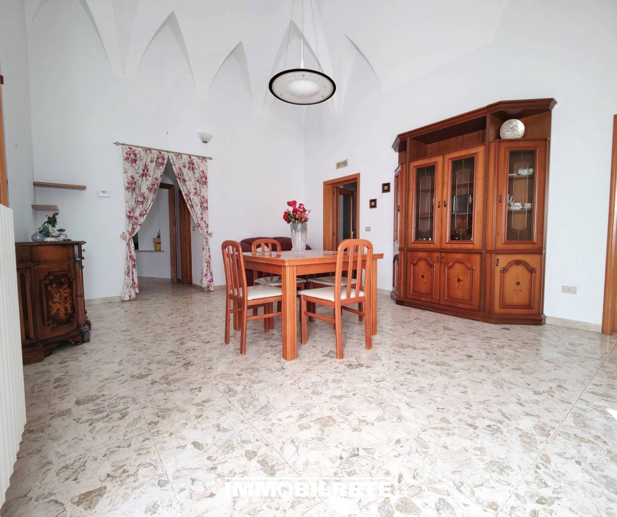 Appartamento piazza Madonna dei Martiri, Altamura