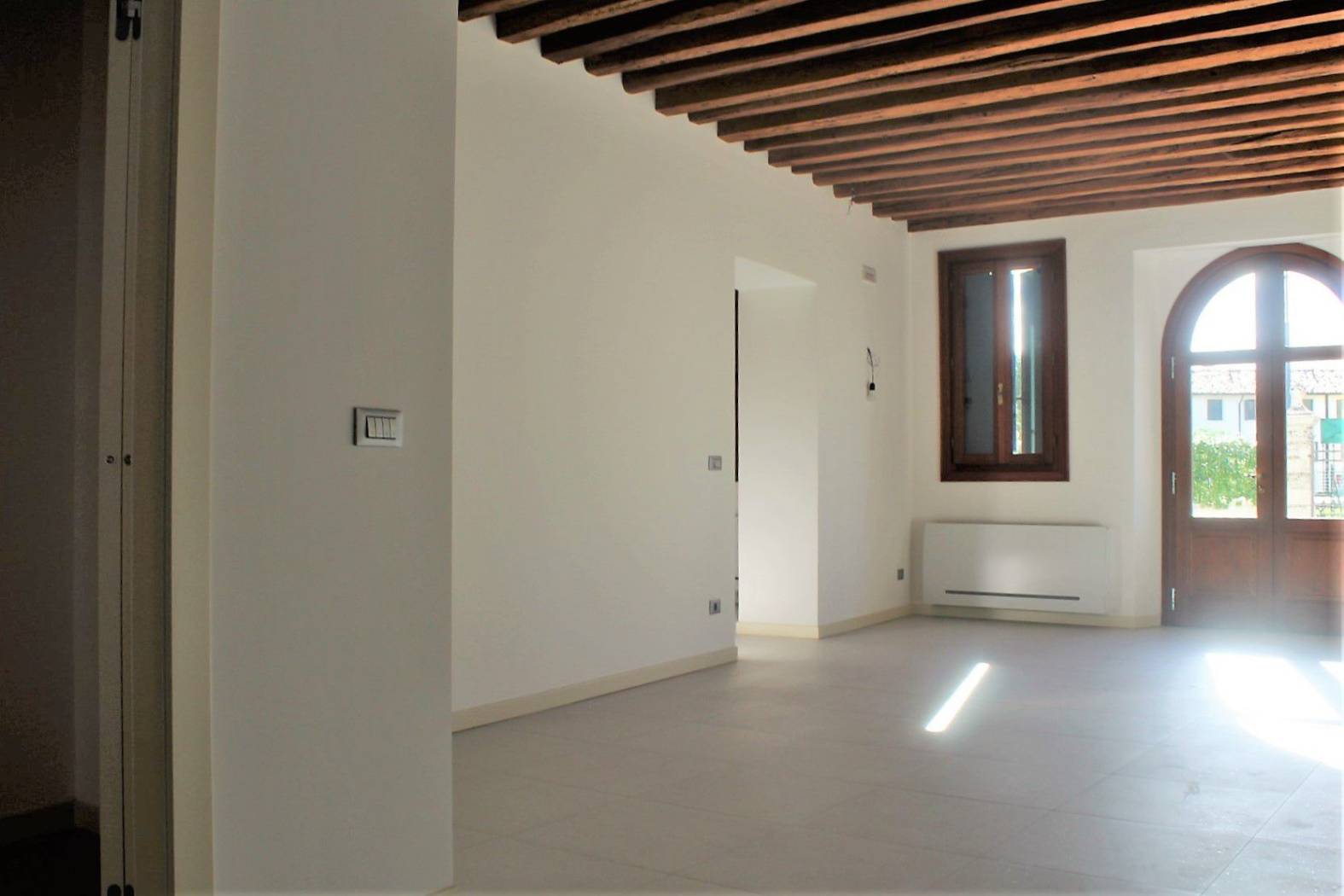 Appartamento via Roma, Centro, Porcia