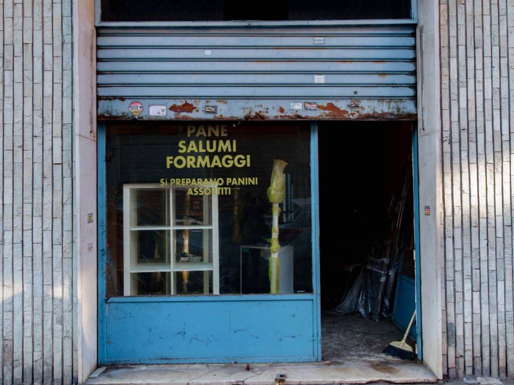 Locale commerciale via Rondissone 30, Torino, Rif. 99488228 ...