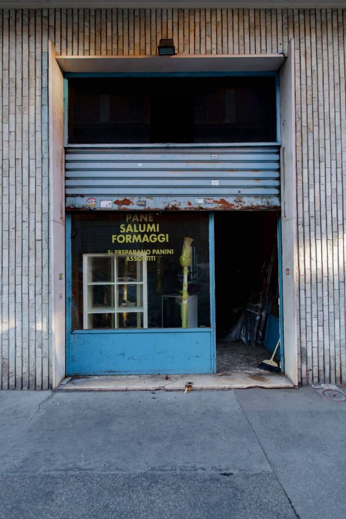 Locale commerciale in Vendita