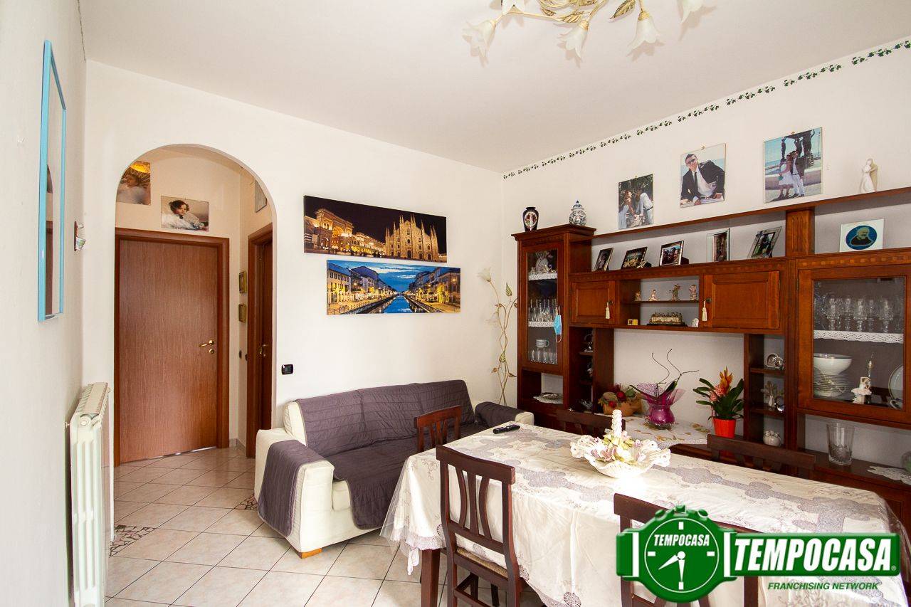 Trilocale via don luigi cantini 20, Centro, Agrate Brianza