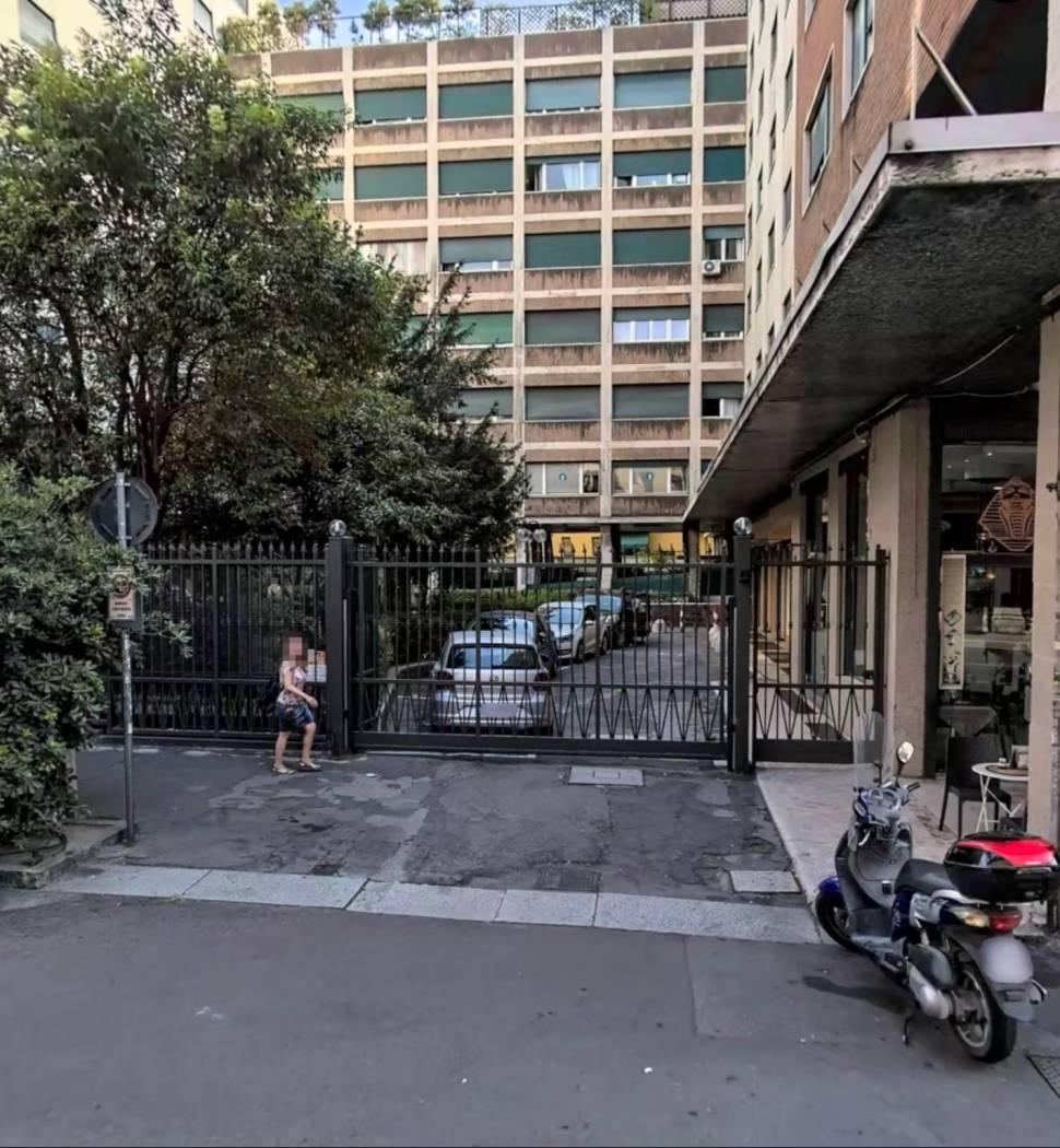 Posto auto - moto in Vendita