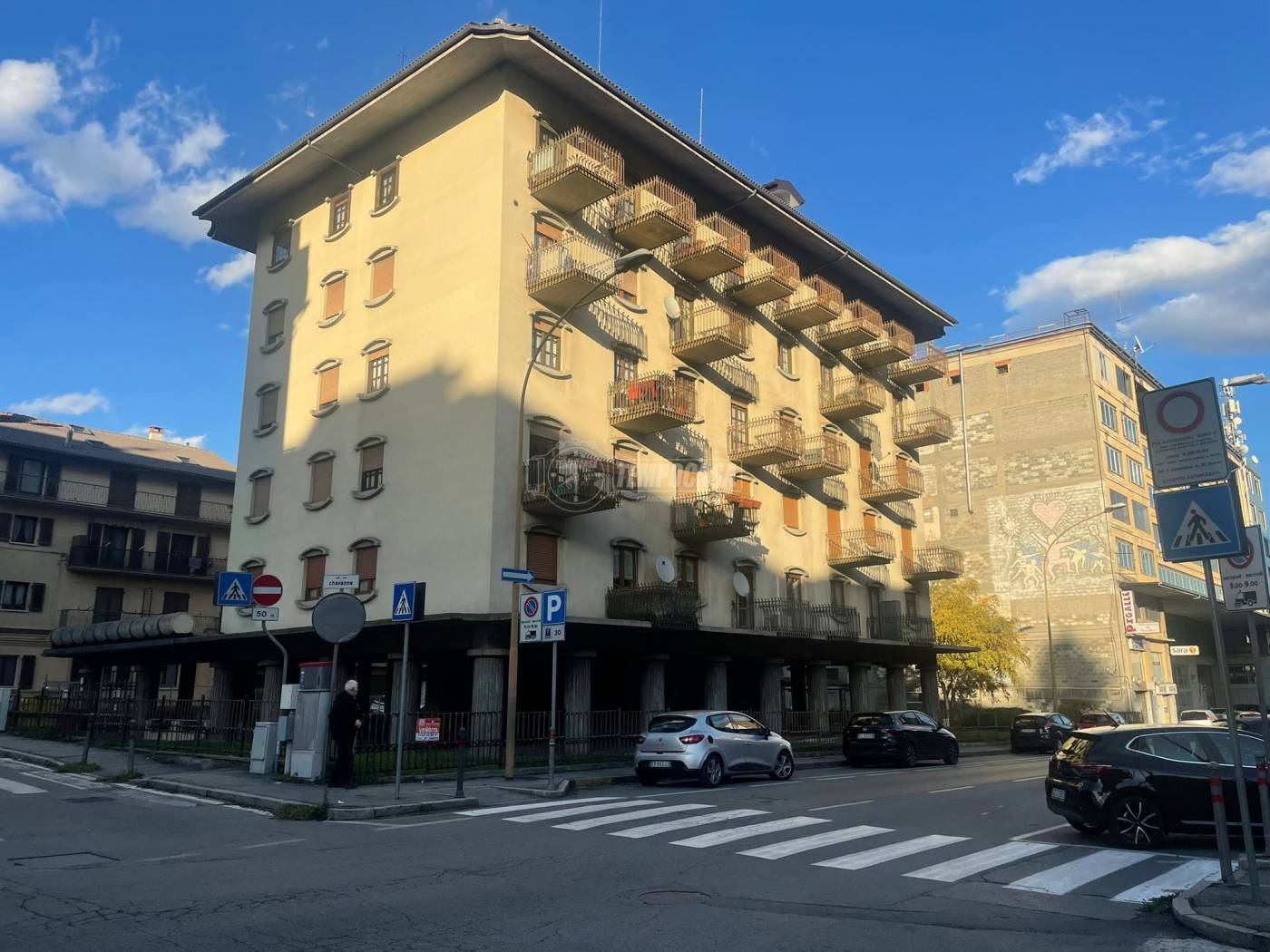 Quadrilocale via Chambery 100, Centro, Aosta