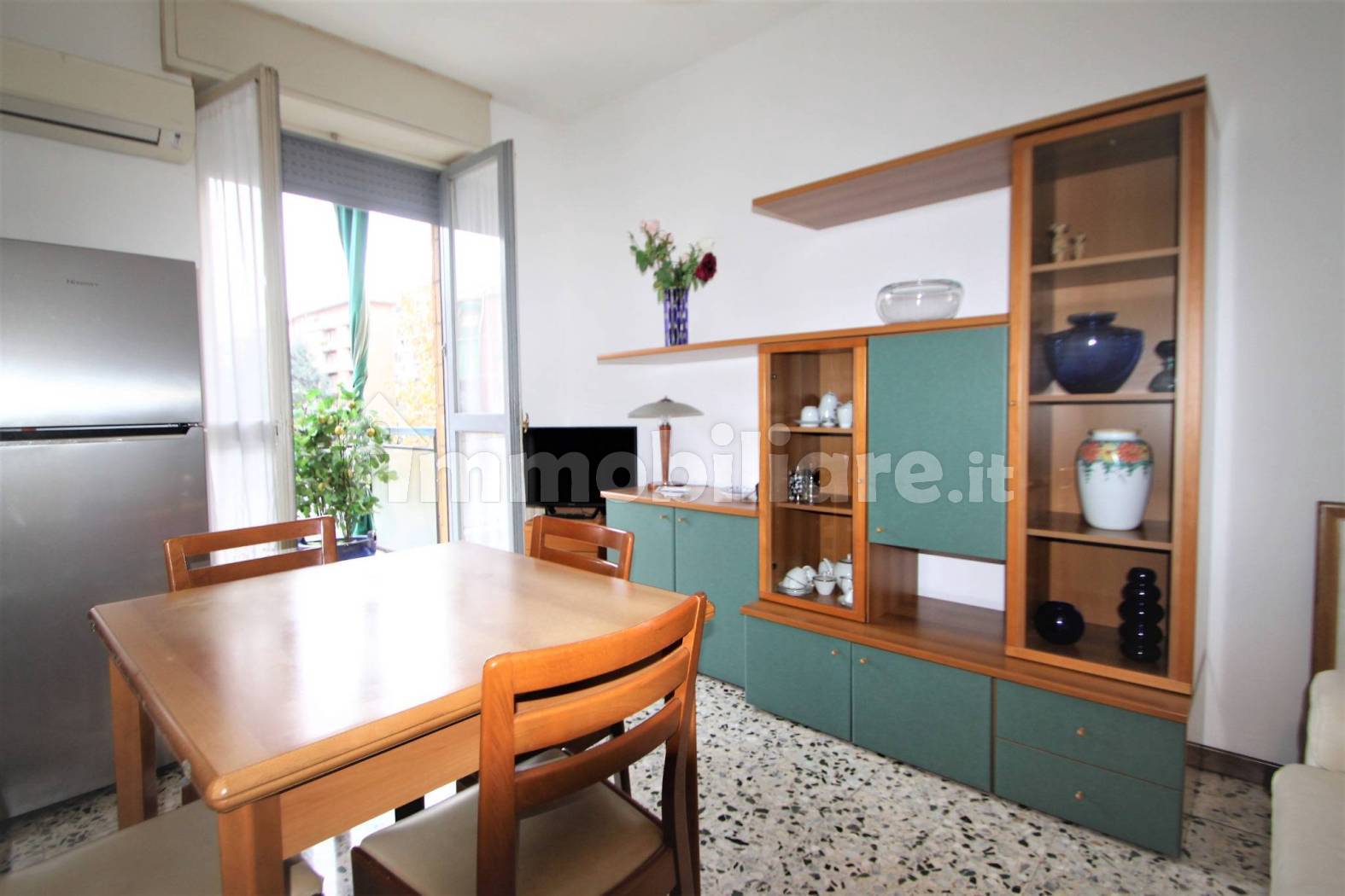 Bilocale via dei Fiordalisi 2, Lorenteggio, Milano