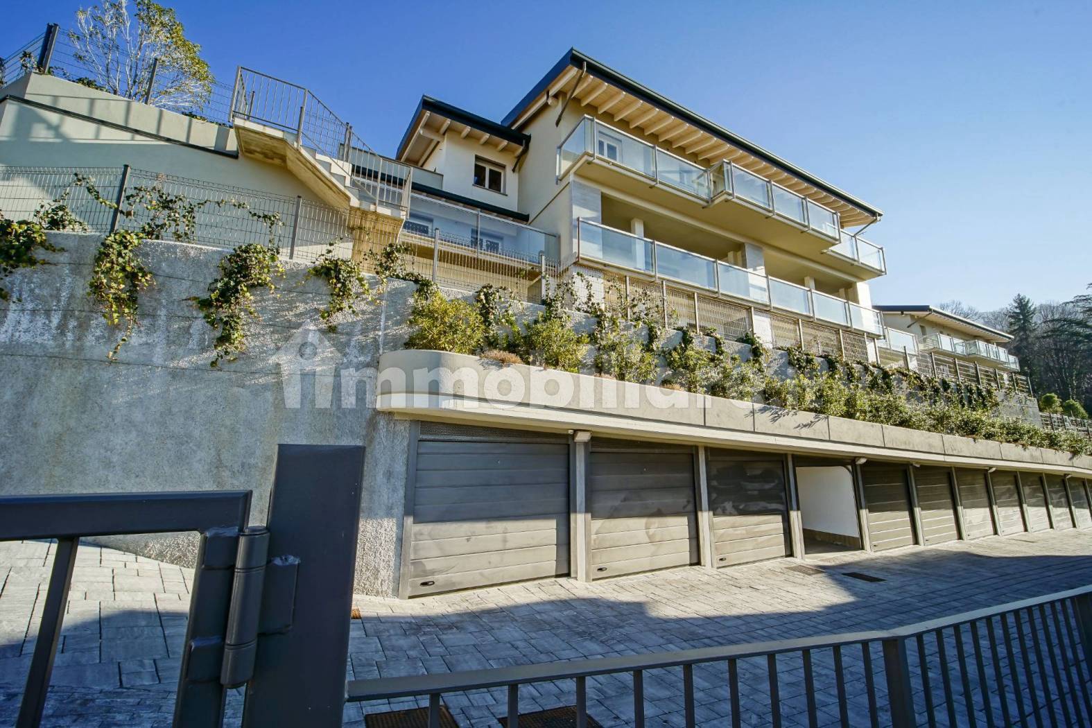 Quadrilocale via Fratelli Calvi 41, Centro, Calolziocorte