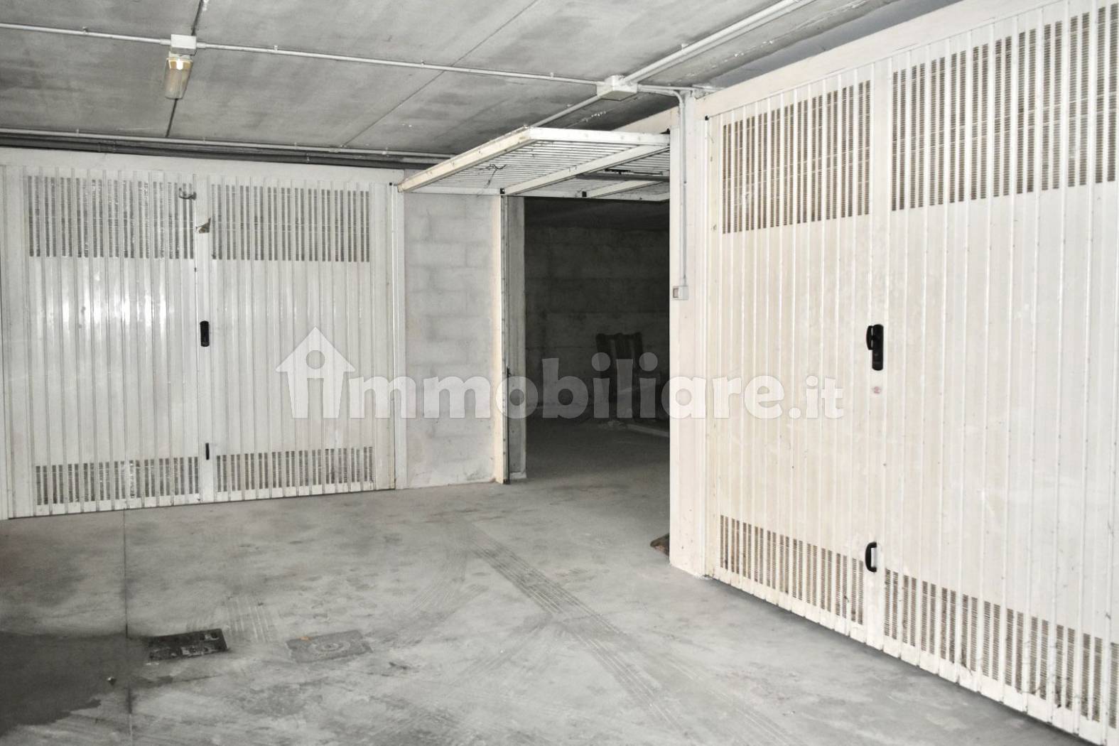 Garage - Box in Vendita