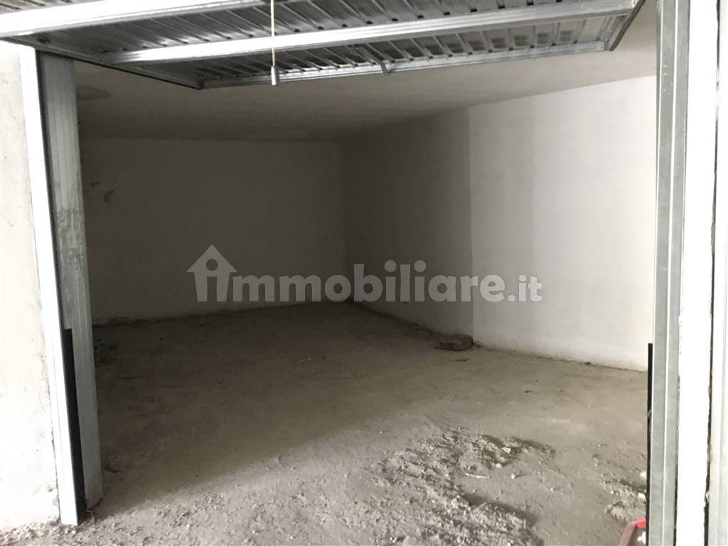 Garage - Box in Vendita