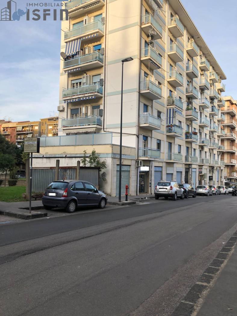 Quadrilocale piazza Fausto e Luigi Gullo 49, Panebianco - Tribunale, Cosenza