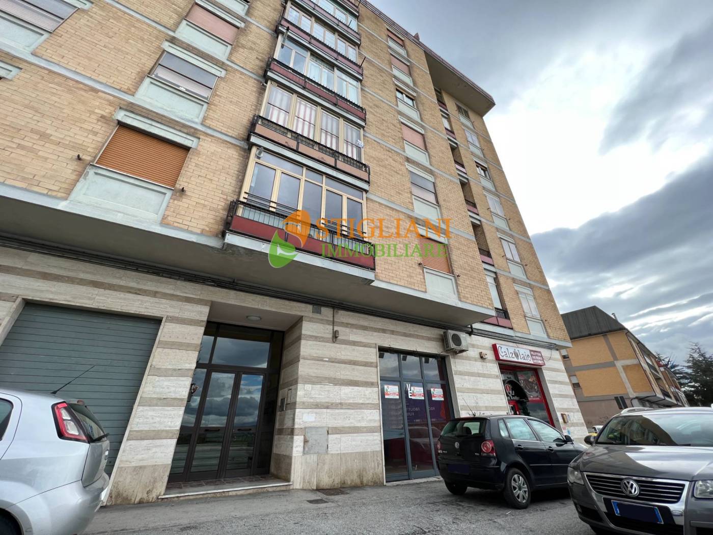 Locale commerciale in Vendita