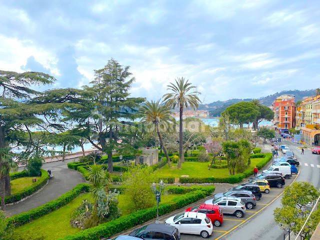 Vendita Appartamento Lerici. Trilocale in via Roma. Ottimo stato ...