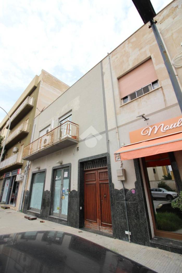 Appartamento via Virgilio 71, Centro, Trapani