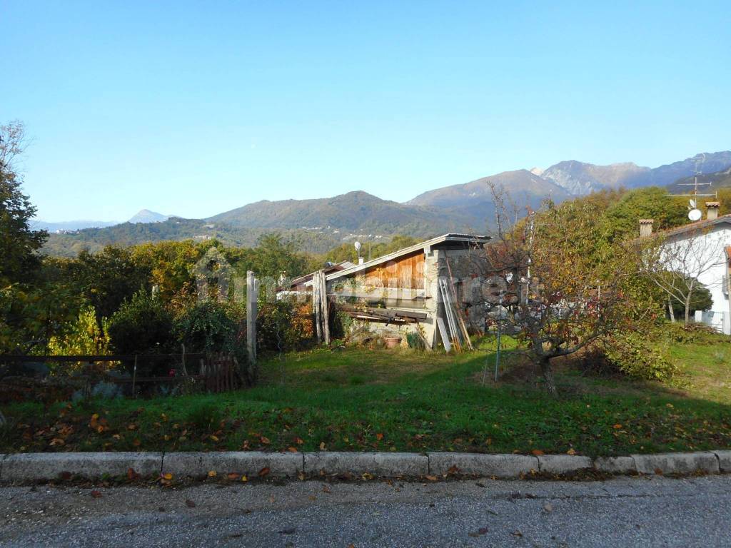 Vendita Rustico in via Bernadia Tarcento. 114 m², rif. 99562884