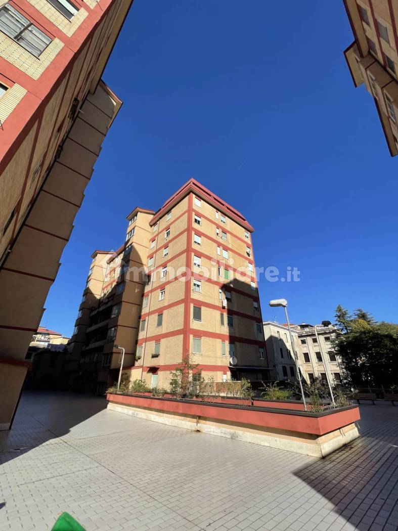 Quadrilocale via Francesco Brighindi 33, Centro, Frosinone