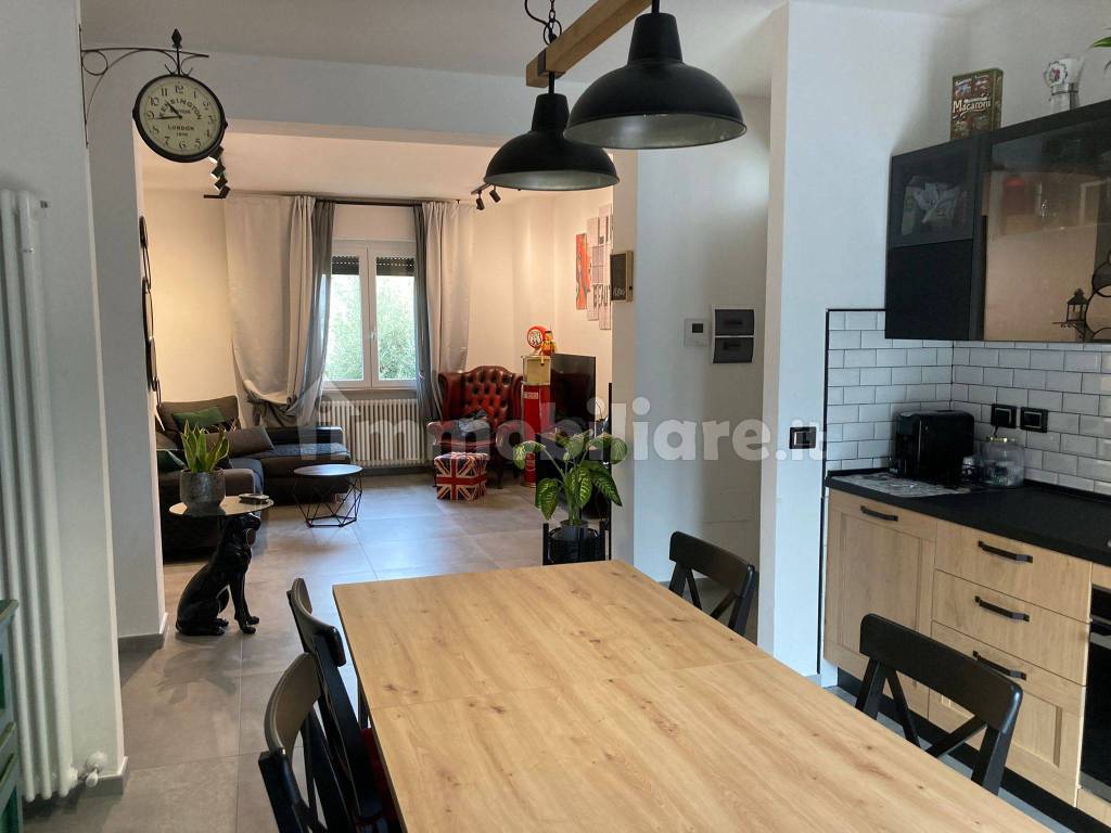 Vendita Villa unifamiliare in Strada Tiberina Sud Perugia. Ottimo stato ...