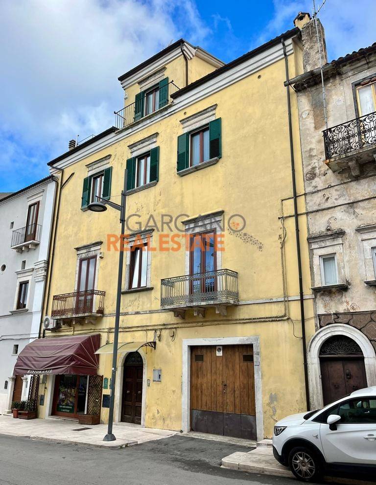Appartamento corso Carmine, Centro, Vico del Gargano