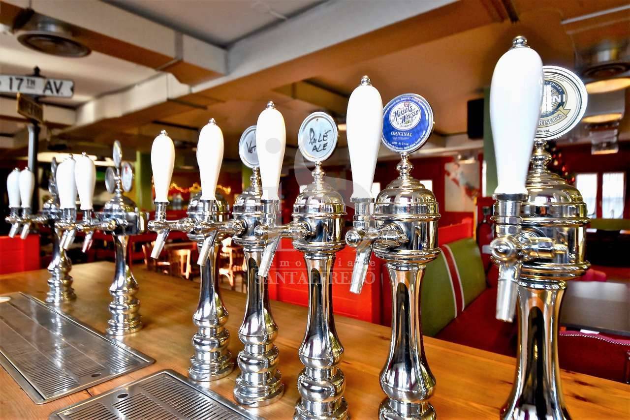 Locale commerciale in Vendita