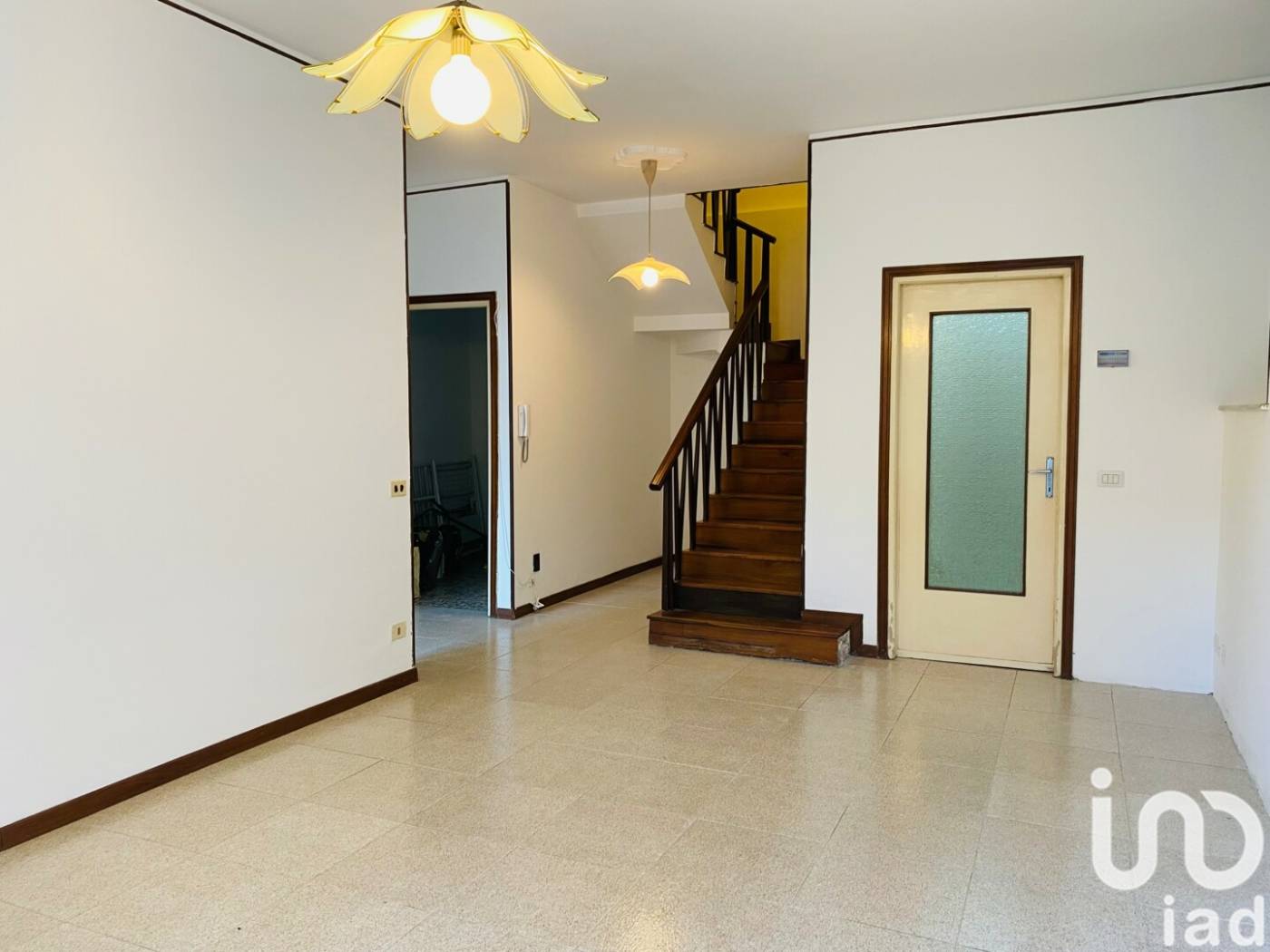 Trilocale via Pozzo Bianco 38, Centro, Casteggio