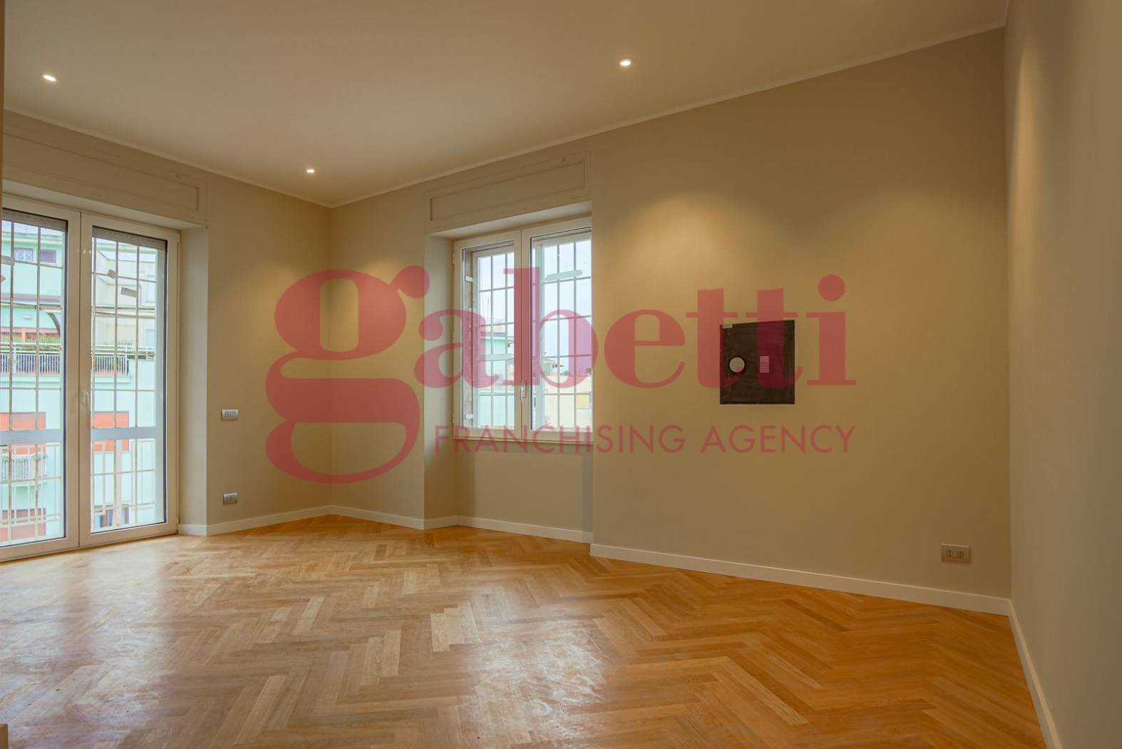 Appartamento via Archimede, Euclide, Roma