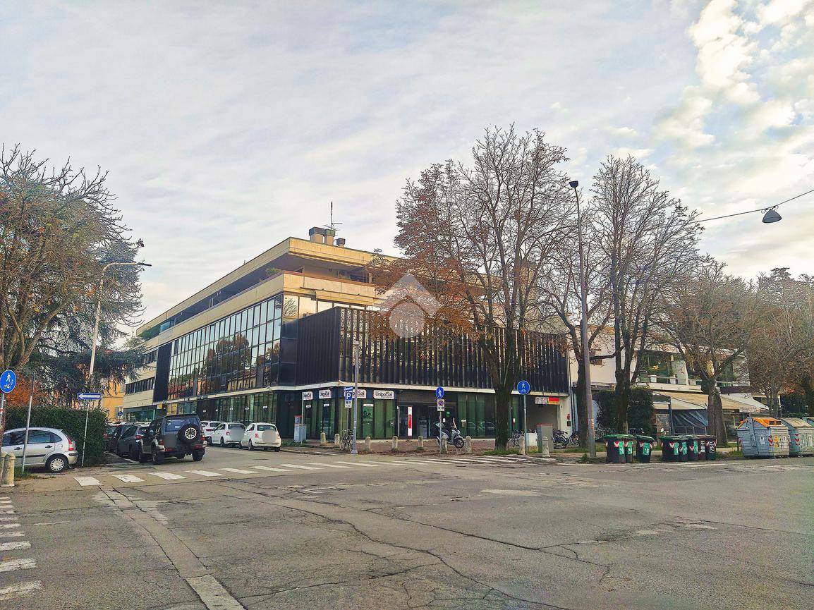 Laboratorio in Vendita