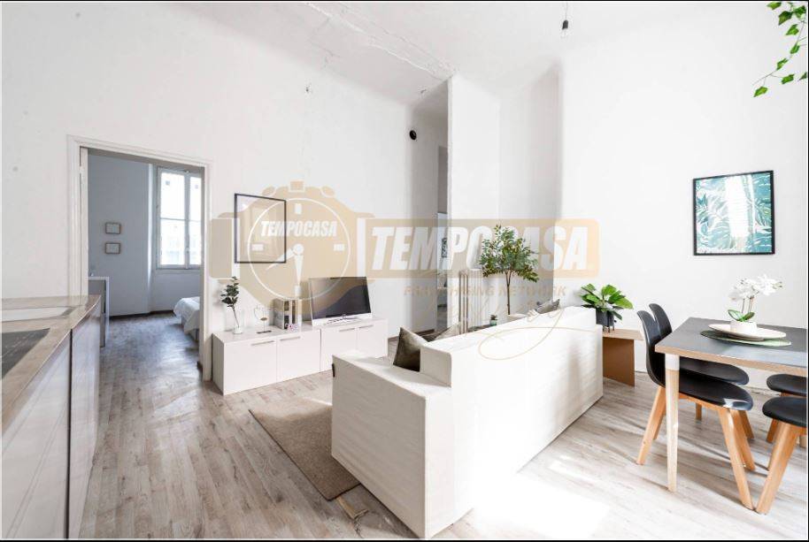 Trilocale viale Francesco Crispi 9, Moscova, Milano