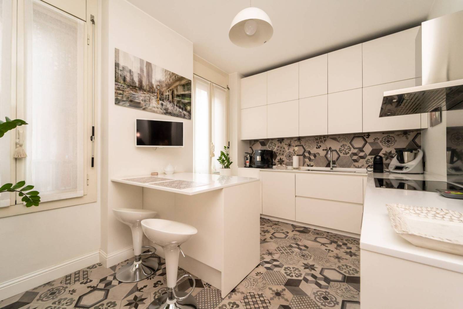 Trilocale piazzale Principessa Clotilde, Repubblica, Milano