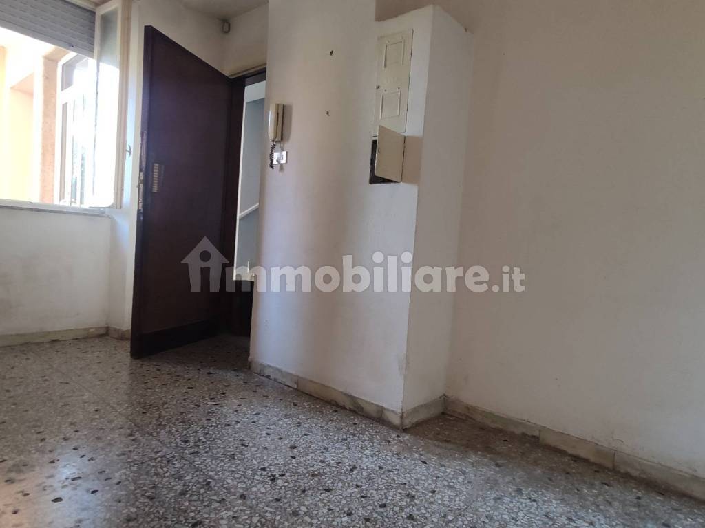 Vendita Appartamento Roma. Trilocale in via di San Tarcisio 69. , rif ...