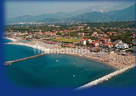 Trilocale via Modena, Marina di Massa Centro, Massa