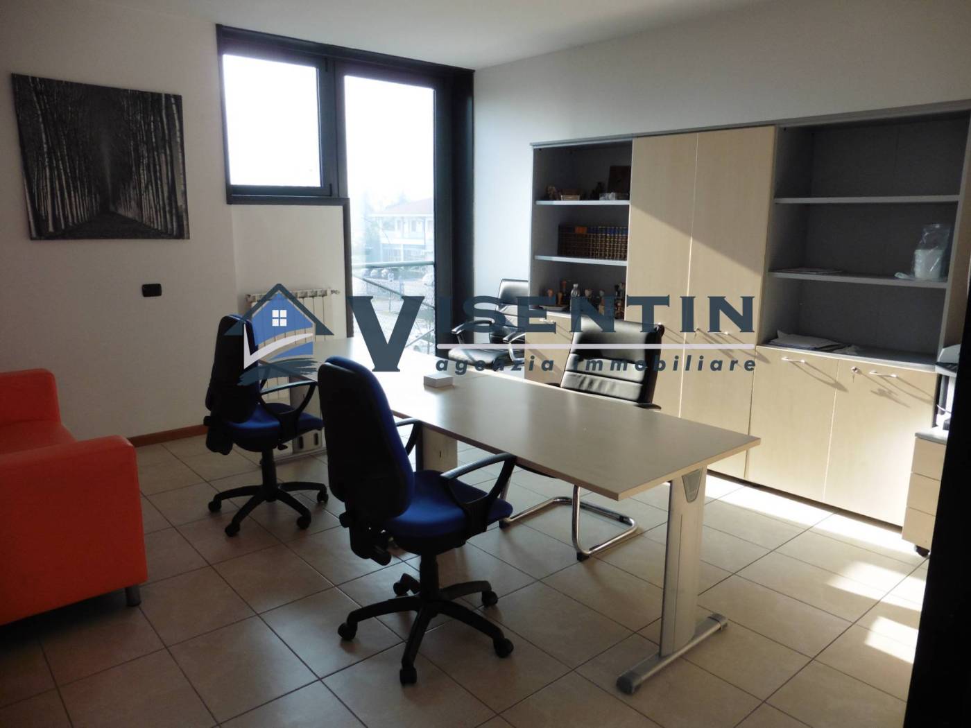 Locale commerciale in Vendita