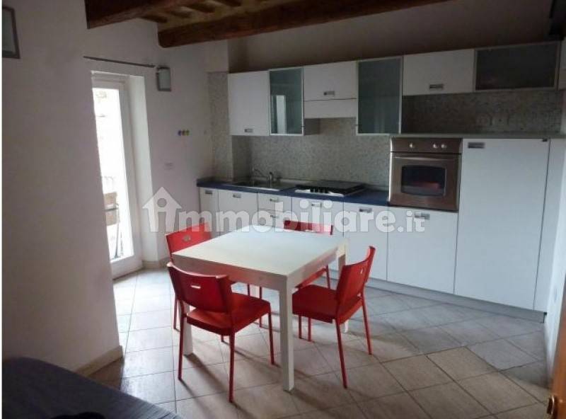 Trilocale viale Trieste 10, Porta Valle - Stazione, Jesi