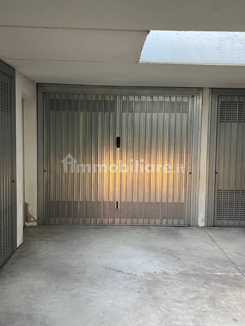 Garage - Box in Vendita