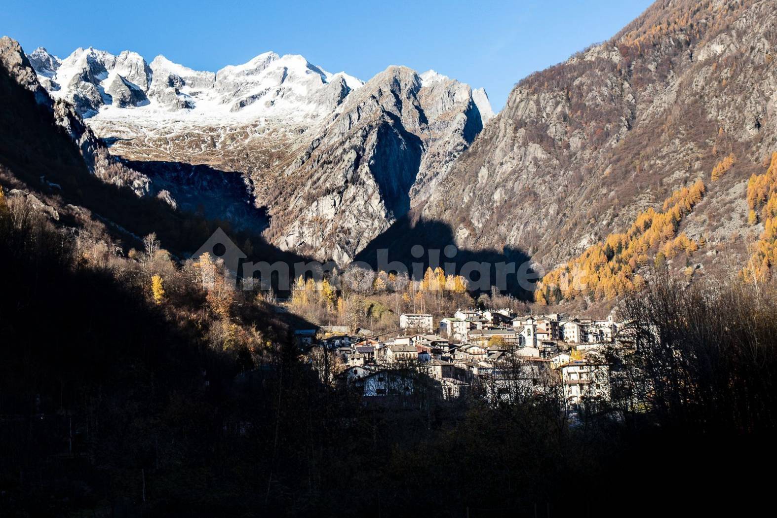 Trilocale via Roma 70, Cataeggio, Val Masino