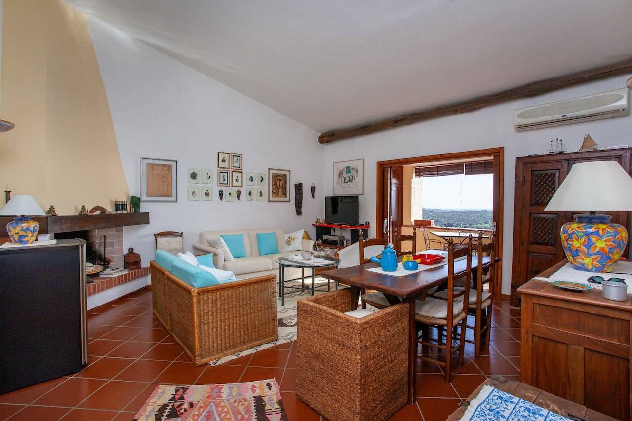 Trilocale via Cala Girgolu 84, Monte Petrosu, San Teodoro