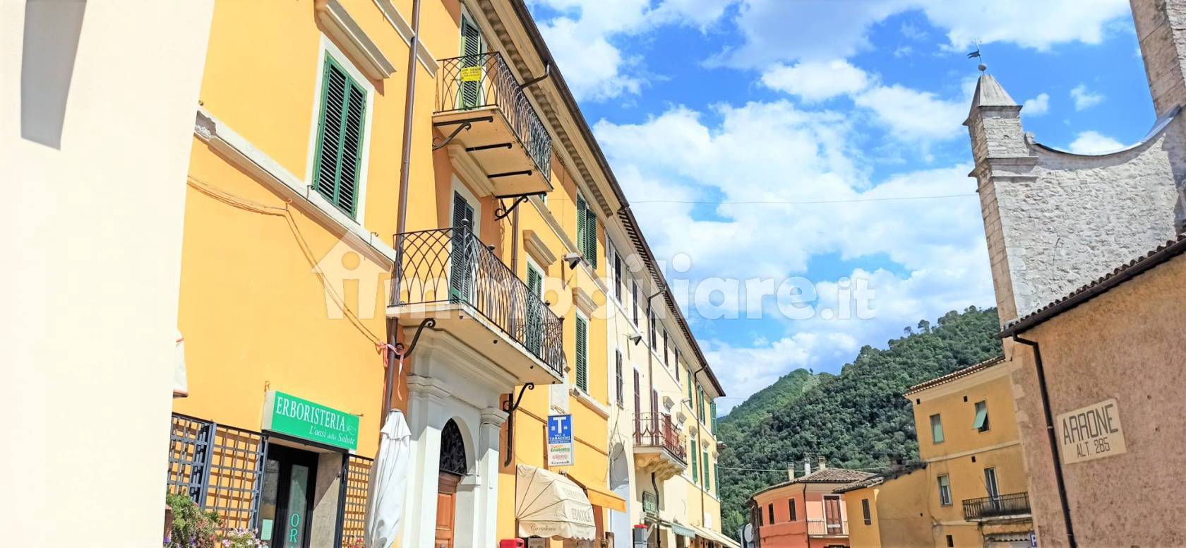 Bilocale via Roma, Centro, Arrone