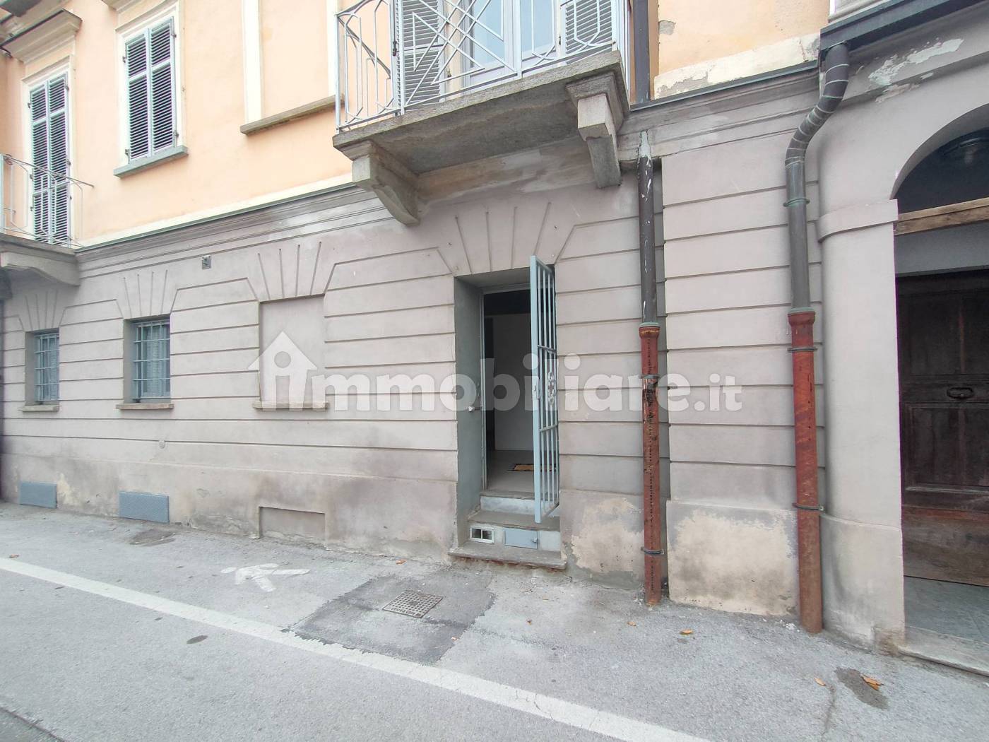 Bilocale via Ospedale 3, Centro, Racconigi