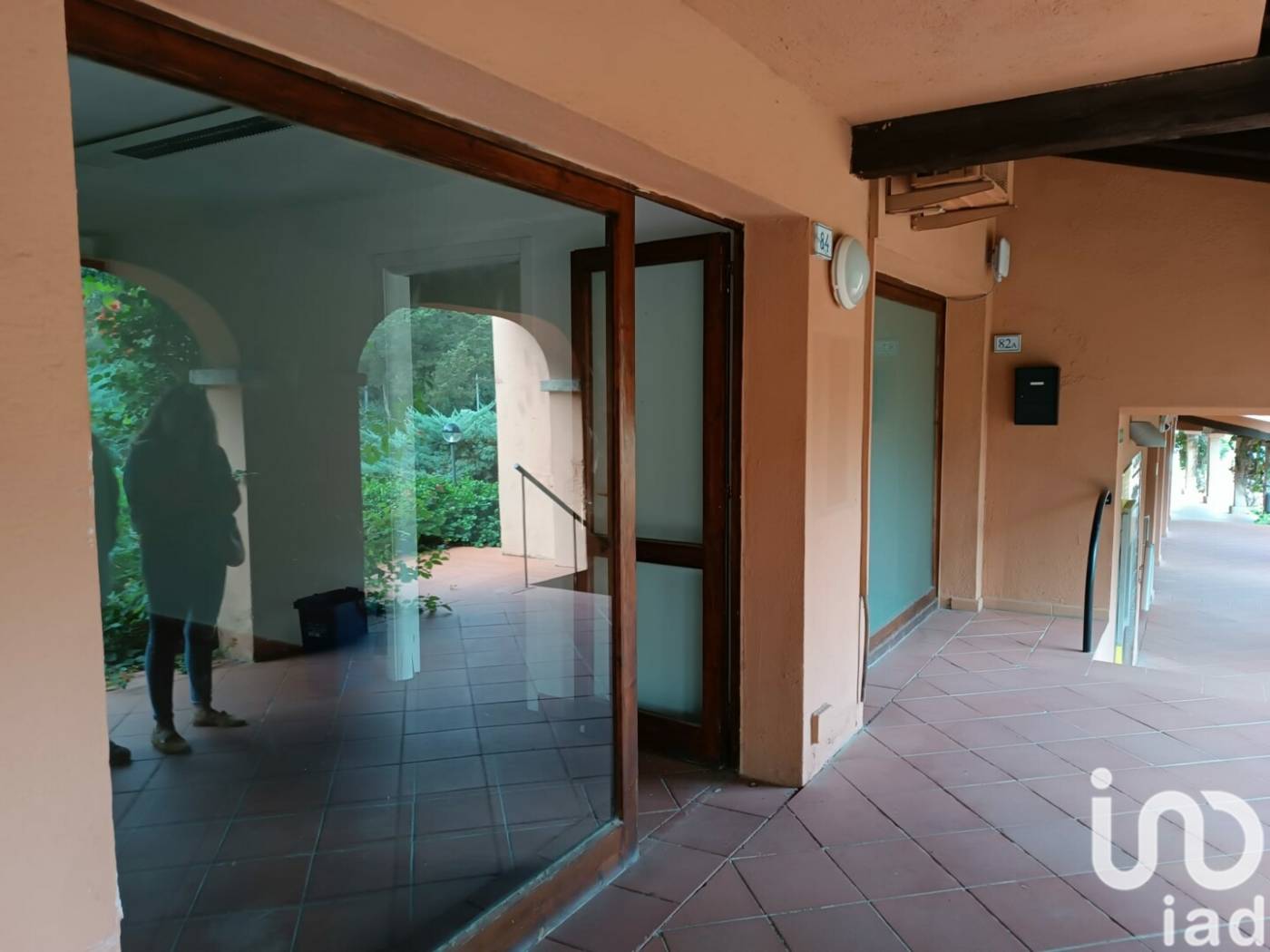 Locale commerciale in Vendita