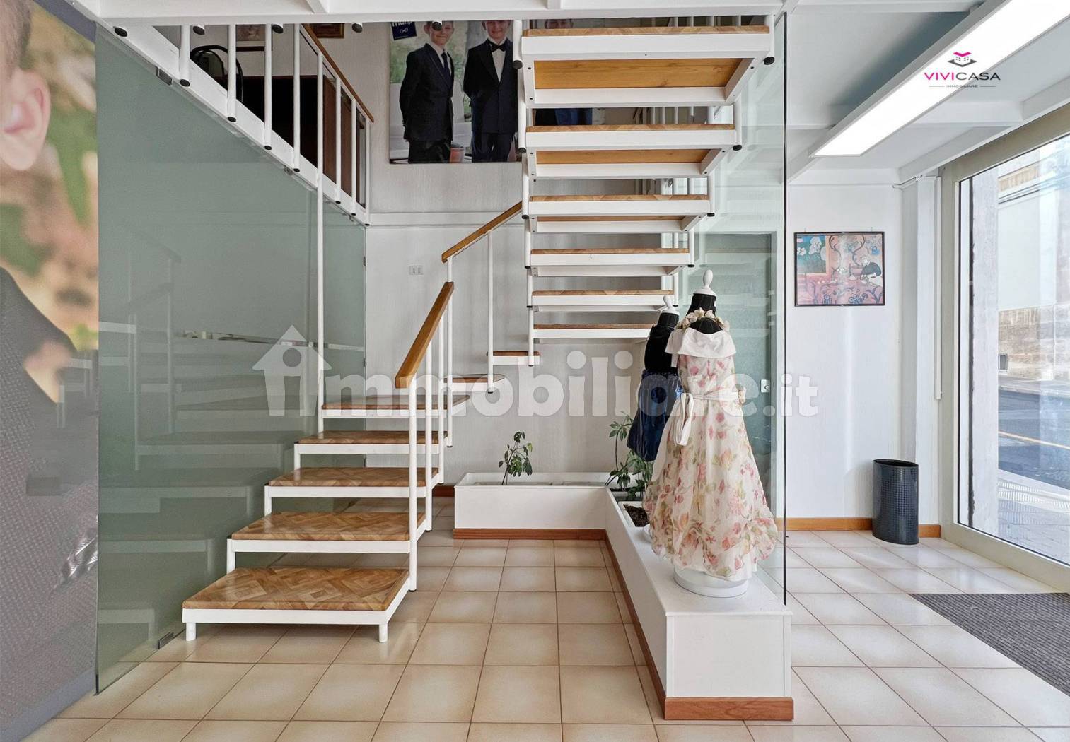 Locale commerciale in Vendita