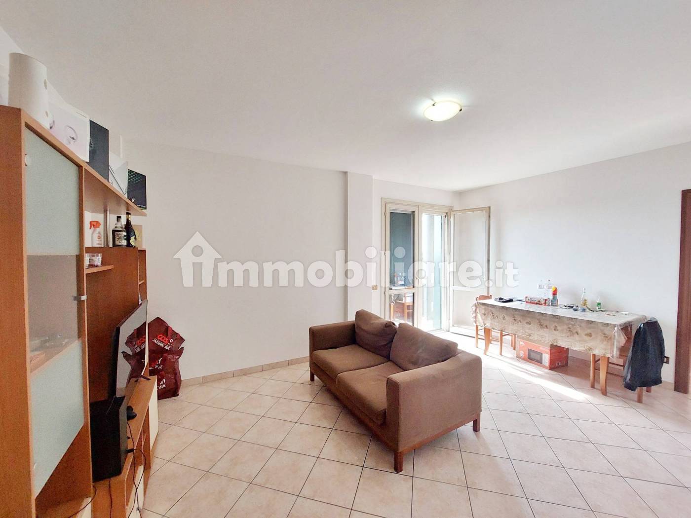 Bilocale buono stato, secondo piano, Centro, Guastalla