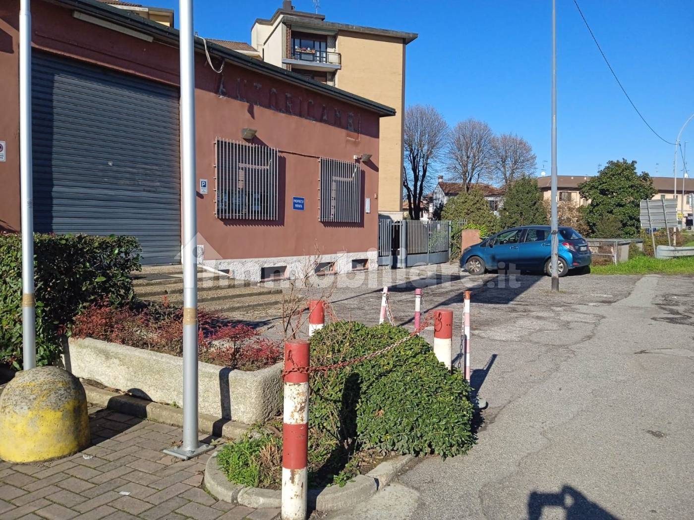 Locale commerciale in Vendita