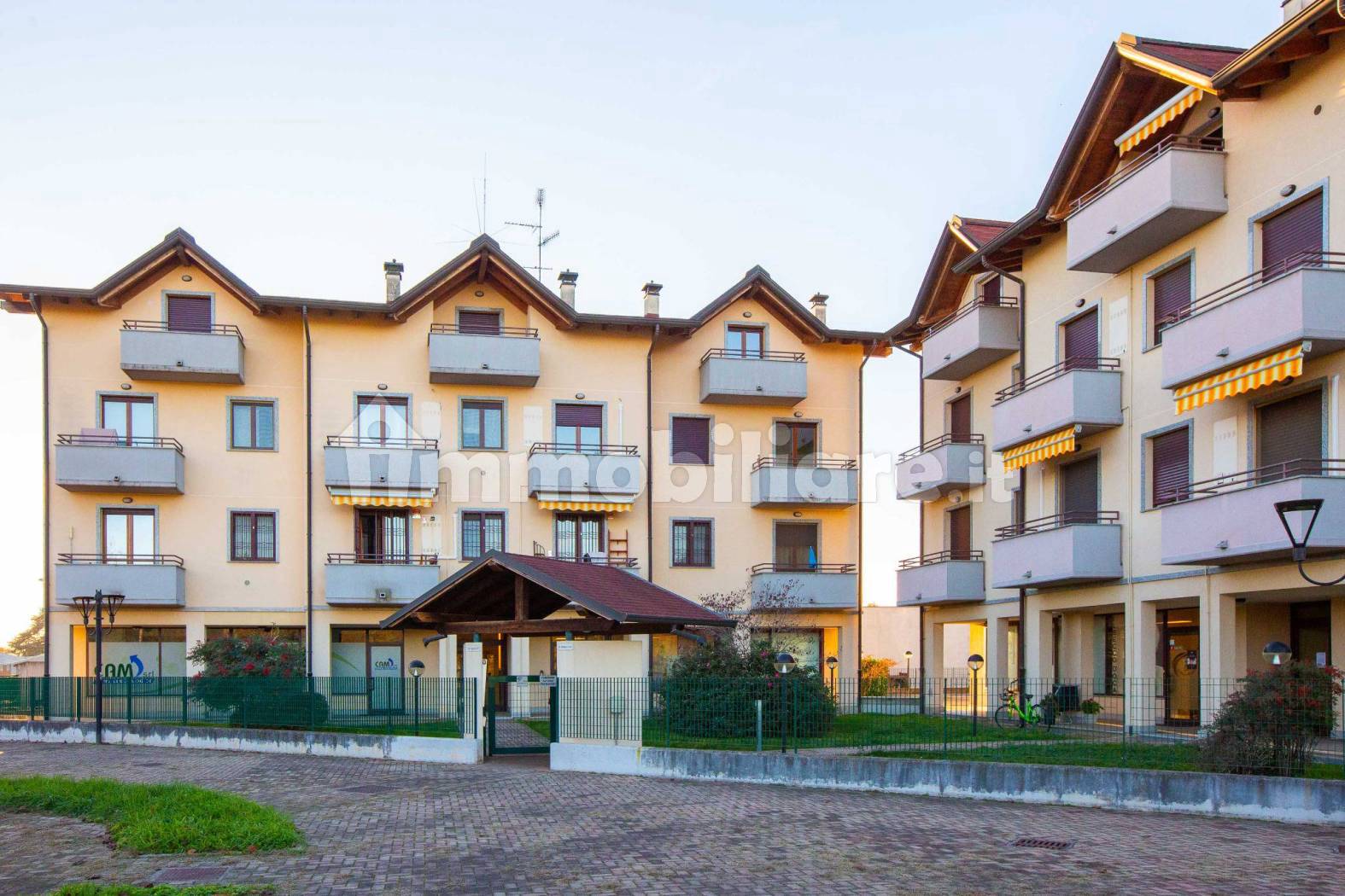 Trilocale via Antonio Fogazzaro 9, Cassano Magnago