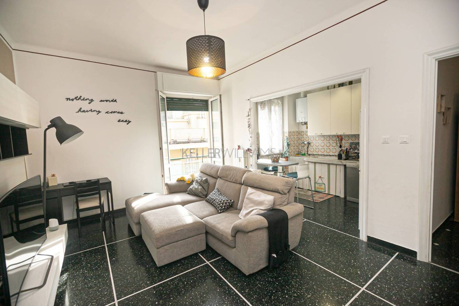 Trilocale via dei Carpentieri 20, Rivarolo, Genova