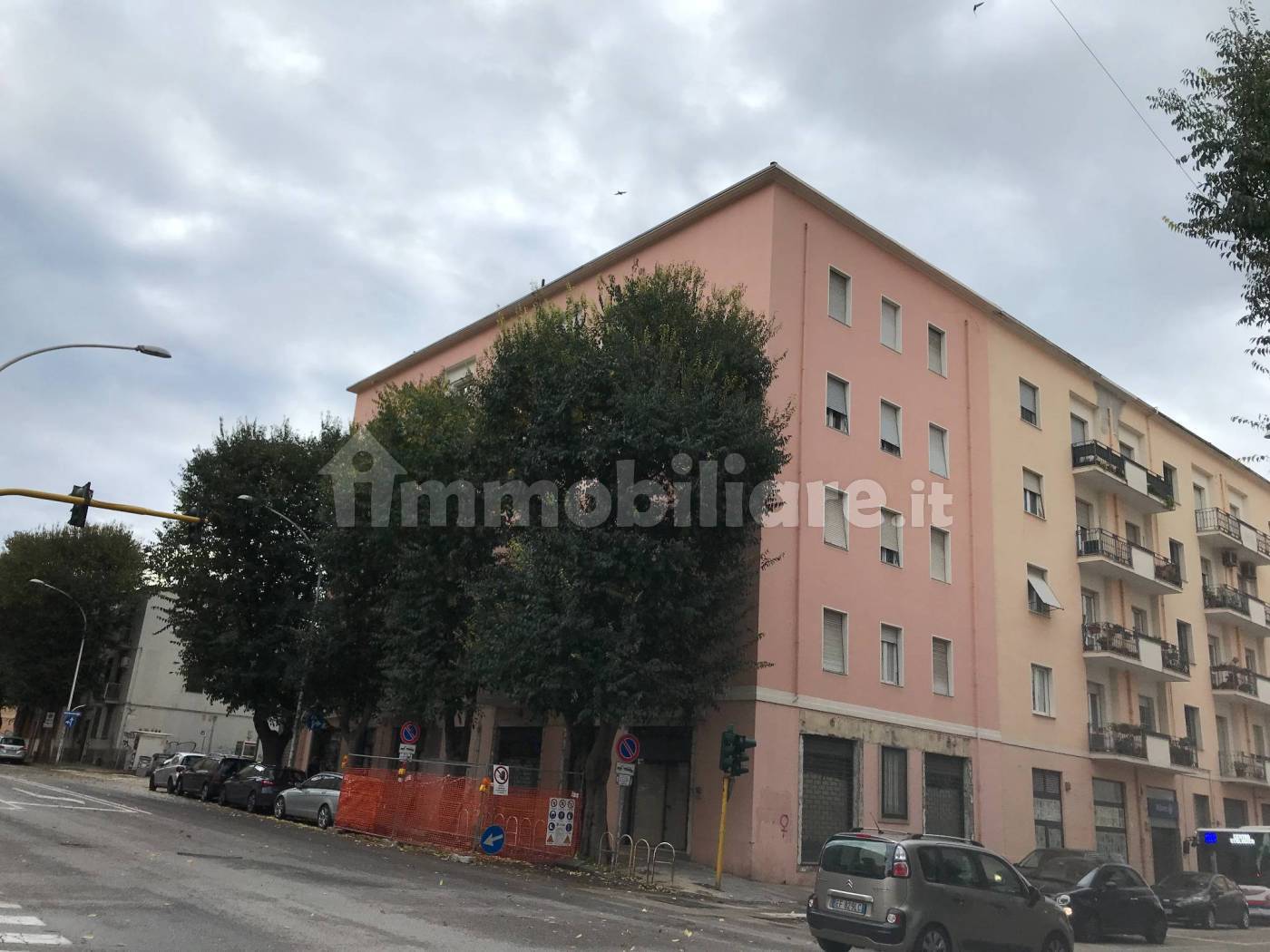 Quadrilocale piazza Salvator Ruju 14, Porcellana, Sassari