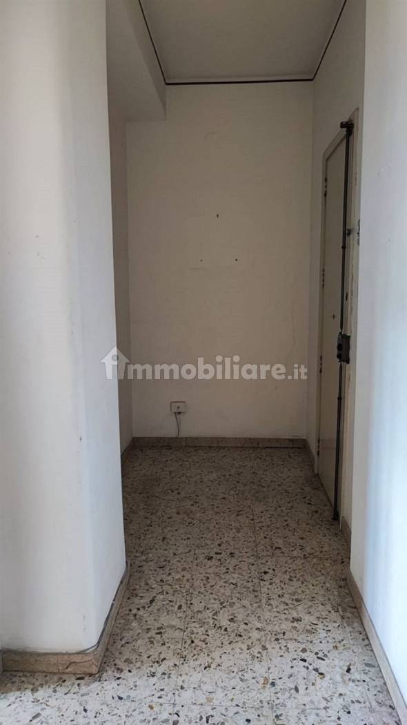 Quadrilocale via Sabato Martelli Castaldi, Rapisardi, Catania